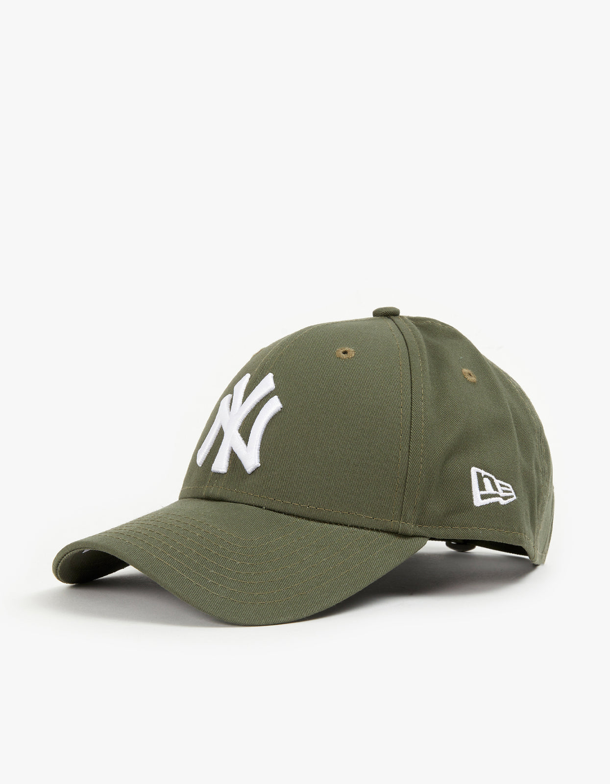 Superette | New York Yankees 9FORTY Strapback Cap - New Olive/White