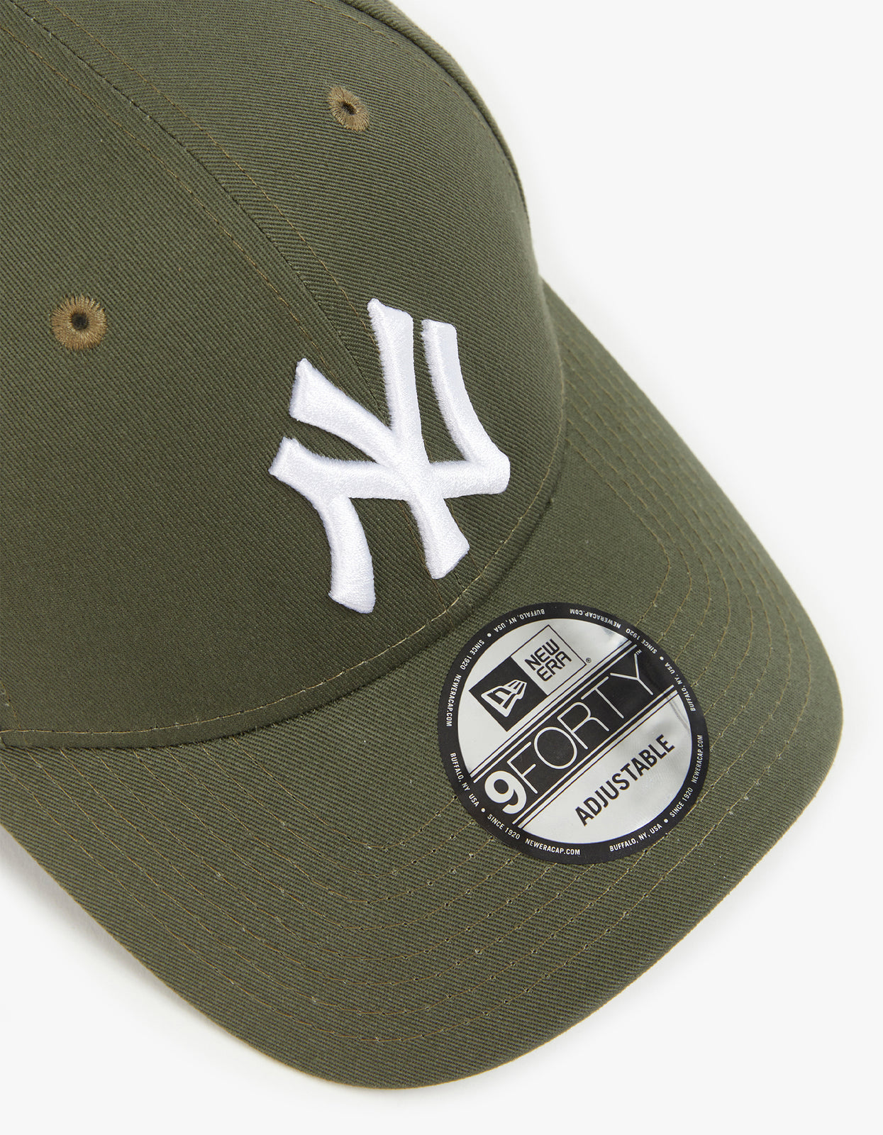 Superette | New York Yankees 9FORTY Strapback Cap - New Olive/White